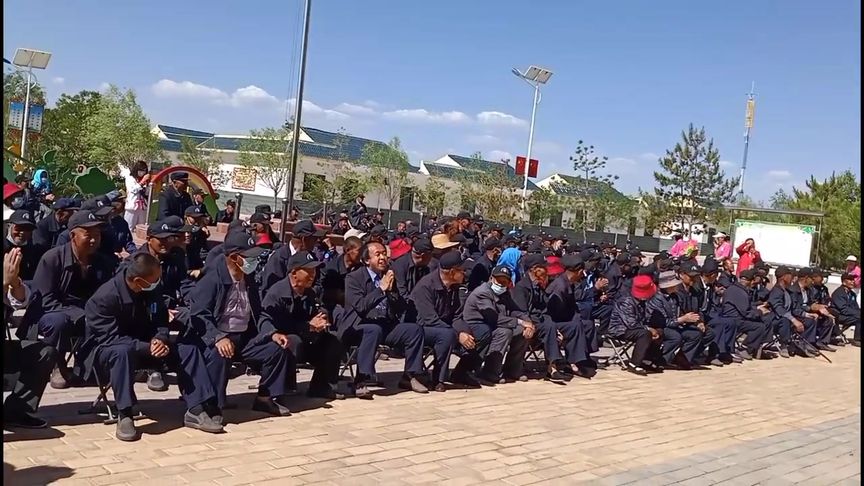 “学党史·我为群众办实事”——端午节黄花敬老院慰问活动