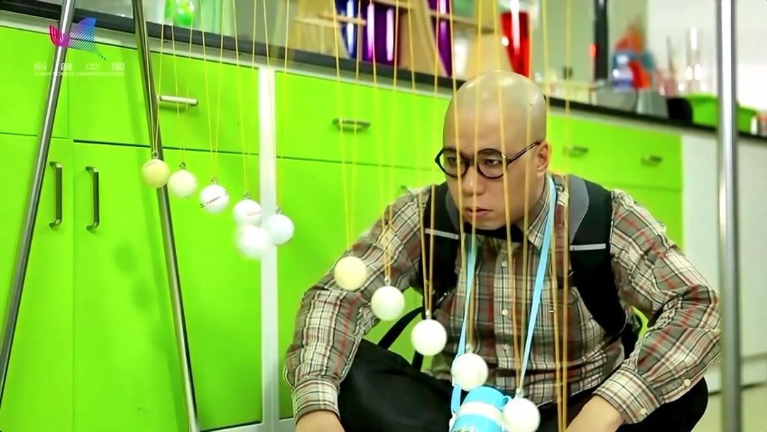 科普中国之π视 神奇的蛇摆