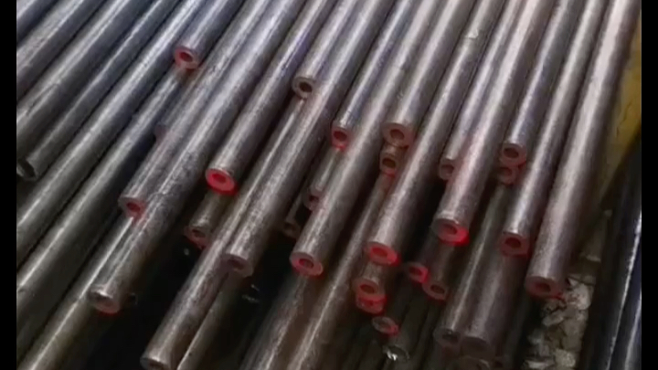 包钢15CrMo钢管直径90壁厚10热轧无缝钢管