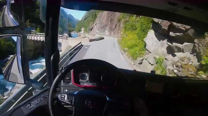 价值110万的斯堪尼亚卡车,隔音效果有多优秀近距离感受一下!