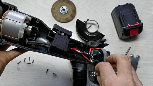 大家要的无刷角磨机拆机视频来了!快来看看吧