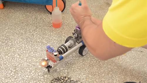 自制模型应急发电车,真能发电,甲醇机动力强劲