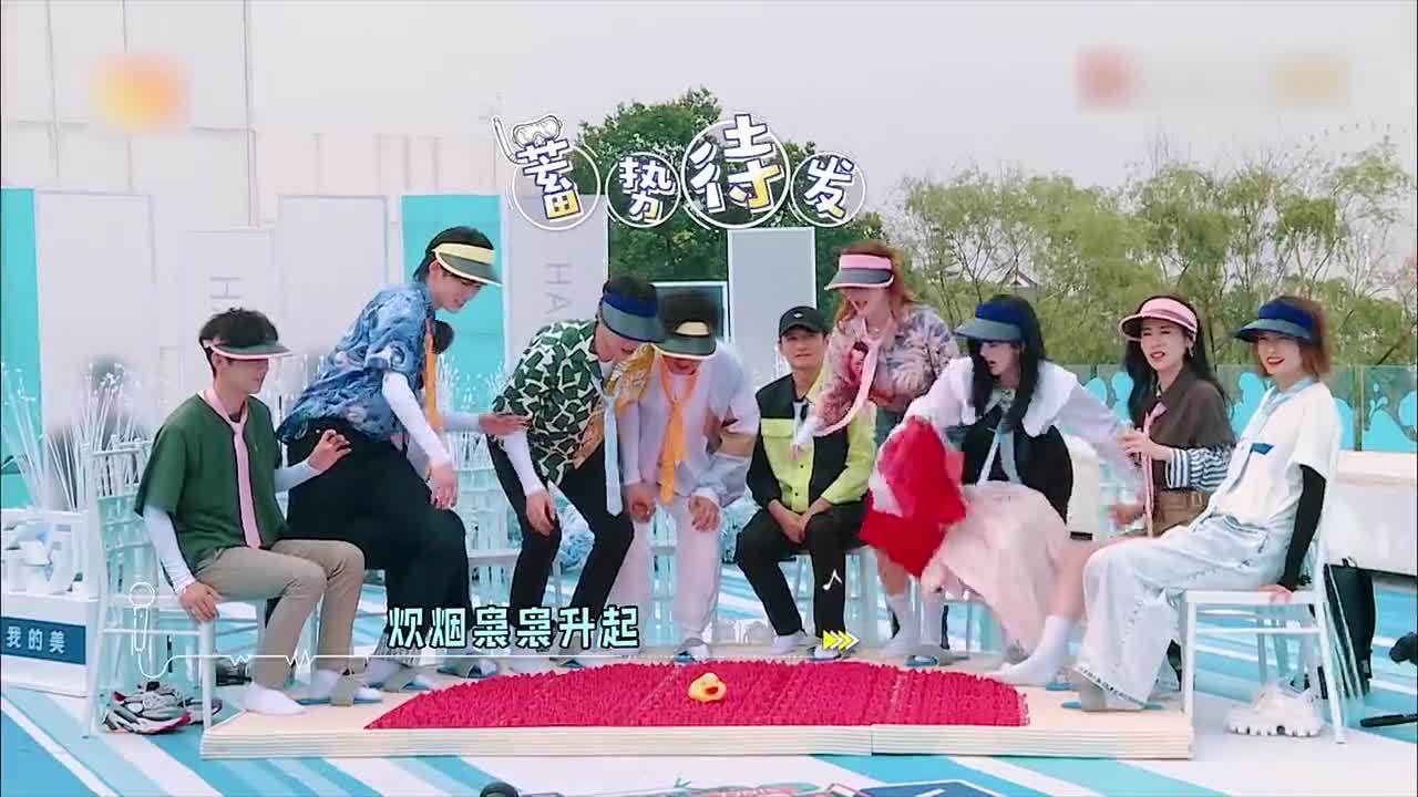 《快本》张碧晨行为,让观众看清鞠婧祎人缘,并没有网友说的很差