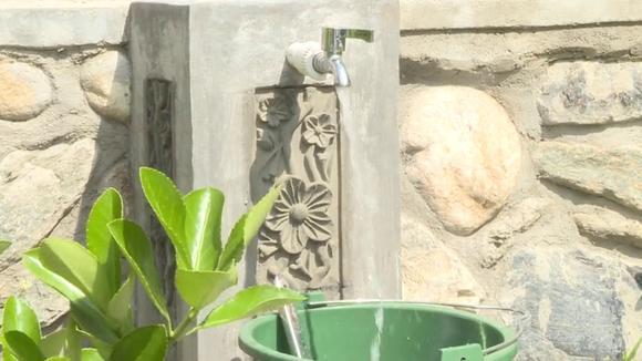 雷思维在成县调研农村人居环境整治工作