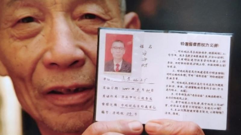 八旬老人义务宣传税法33年,已向5万余人讲解:为国聚财