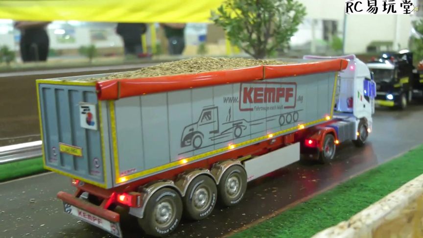 小比例工程机械模型 ,桌面级产品同样乐趣不减