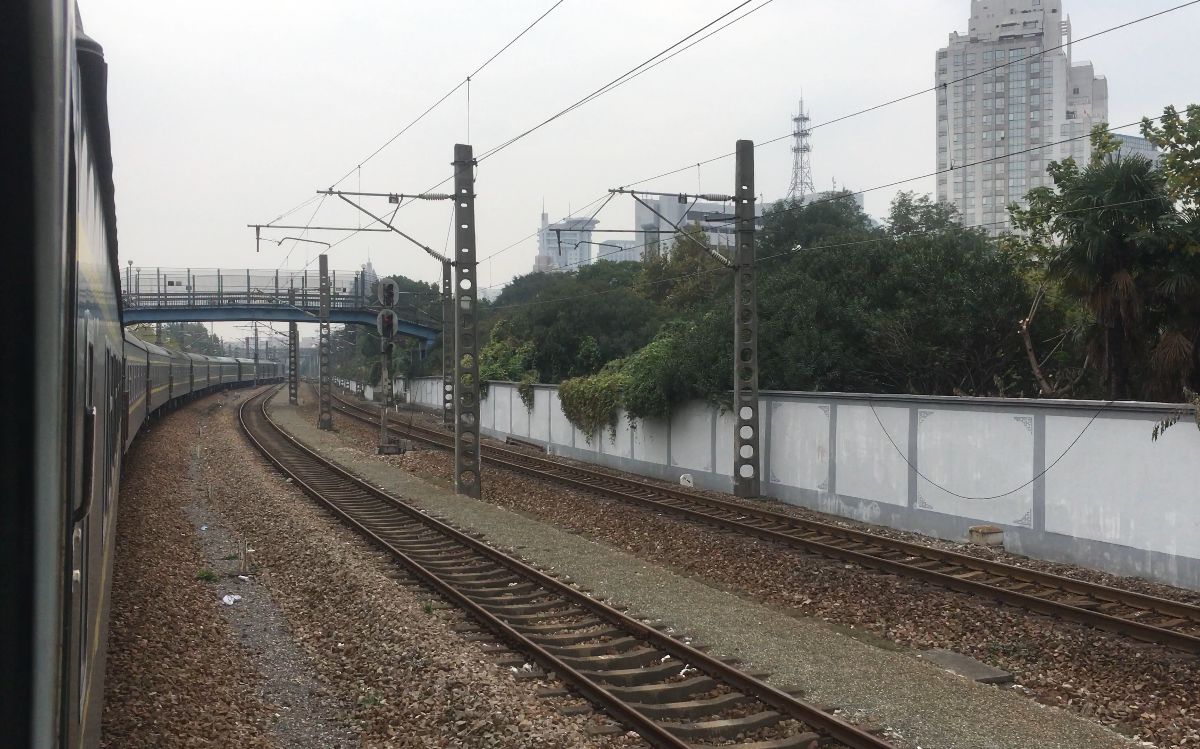 电客K759次列车 杭州城站6道停车【窗外视角】