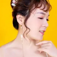 这里的草莓宝宝 