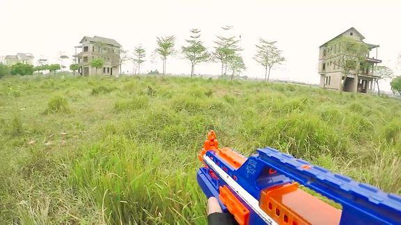 搞笑CS枪战,只要武器选的好,谁还能打得过我