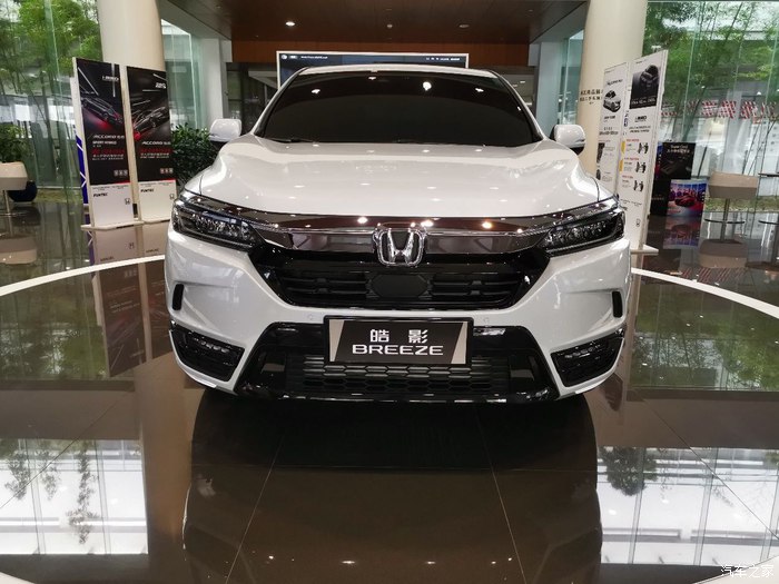 本田全新SUV实车到店!配CRV同款动力,但尺寸更大更漂亮