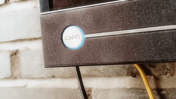 超大屏长虹电视,看着真有气氛。