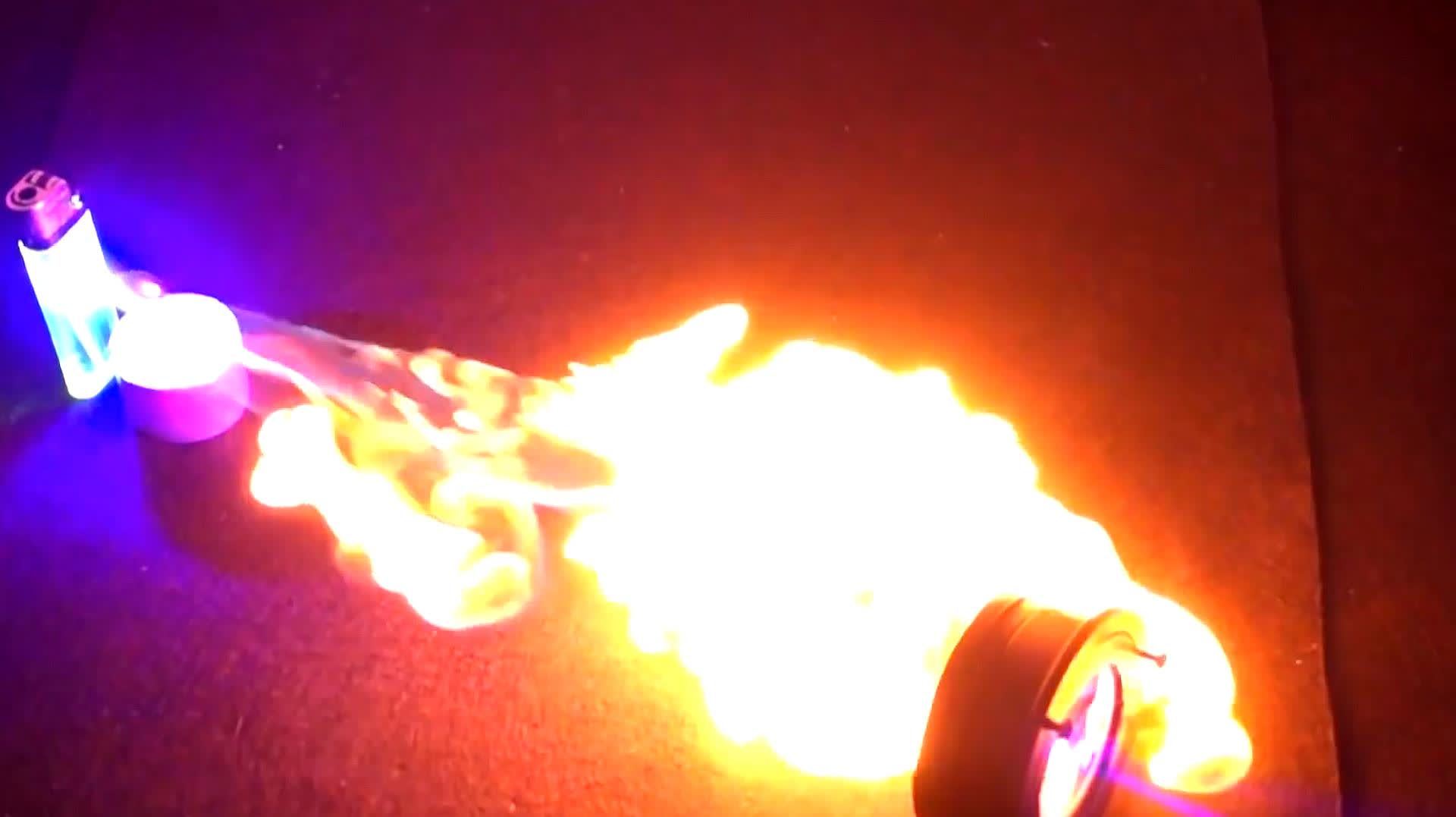 万能激光?又美又危险,网友:光也能伤害人