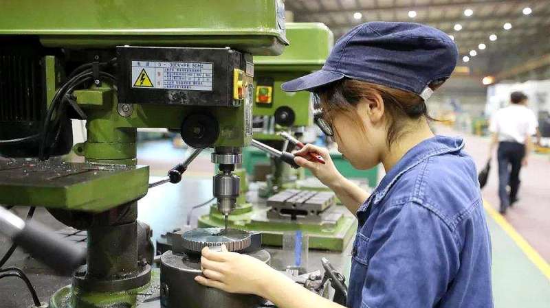 中国哪个企业最赚钱?纳税10000亿,把中石油都比下去!