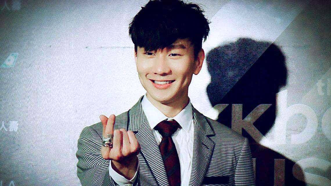 听歌需要收费3元太贵?对比网红翻唱的礼物,林俊杰有话说