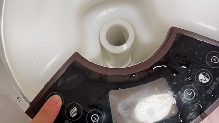 11.27日小熊加湿器不出雾