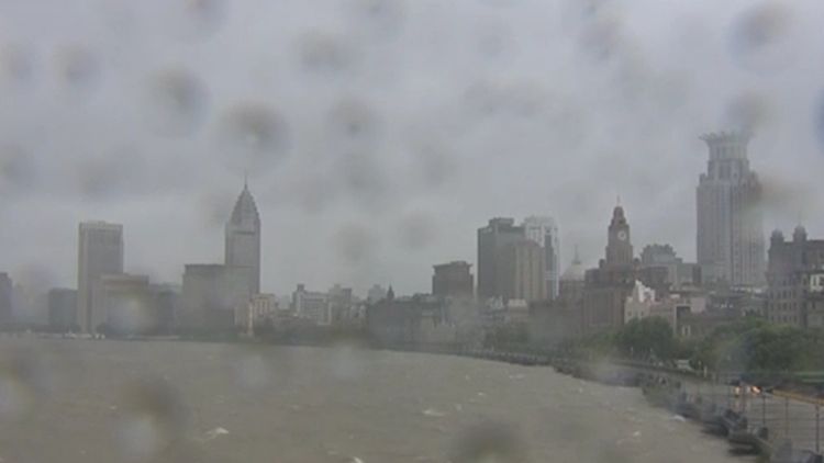 专家：台风登陆点距离上海较近 将带来严重风雨影响