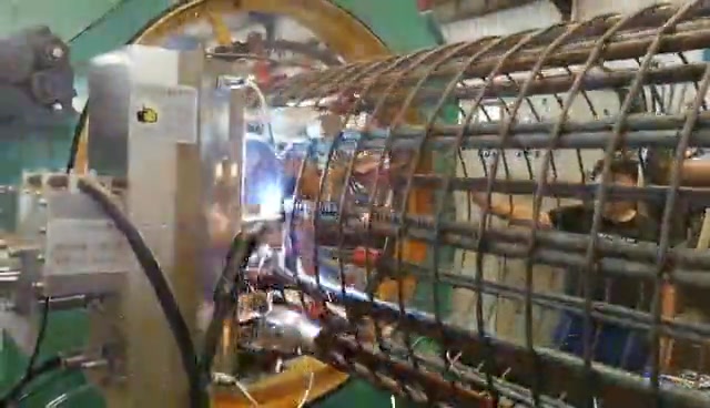 飞宏自动钢筋笼滚焊机 实现全自动焊接