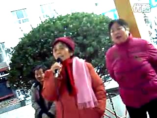 合唱唱支山歌给党听