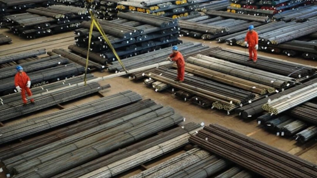 美国陷入“钢铁荒”?中国出口价格超6600元/吨,是2020年175%