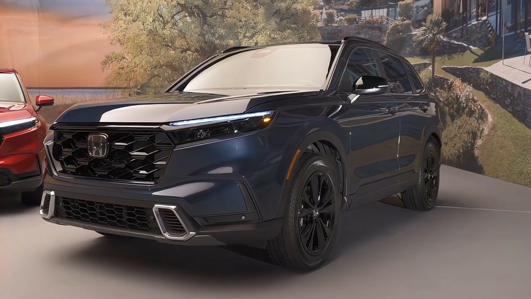 轴距+41毫米!配2.0L混动+四驱,油耗4.9升,全新一代本田CRV亮相