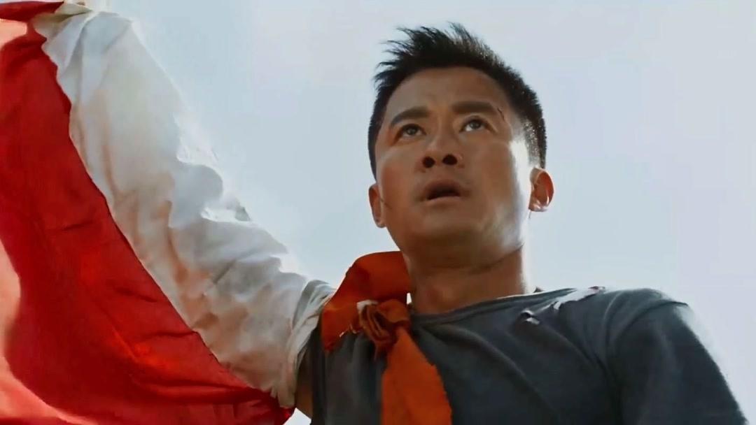 战狼2中最热血的两段之一,这个中国护照,让多少人泛起泪花