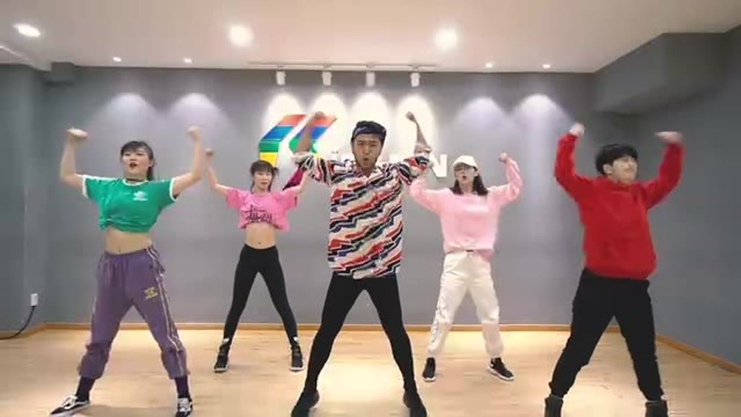 申旭阔编舞《海草舞》超级完整版魔性舞蹈