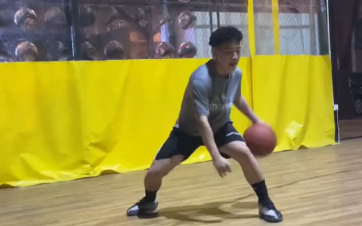 偷师张师傅的投篮小妙招,抛物线首胜指日可待!