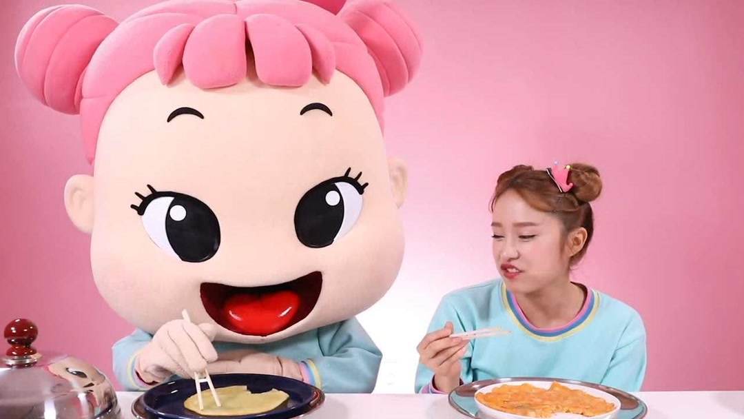 嘿基尼:基尼选中超级喜欢的泡菜饼,基尼基尼只有饼!