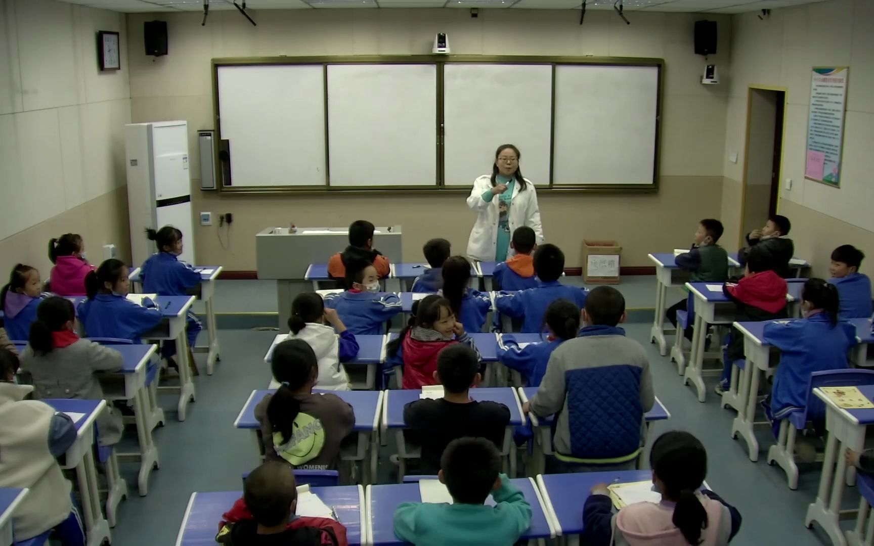 《诚信伴我成长》