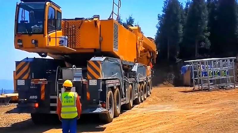 重型机械设备!令人满意的施工怪兽