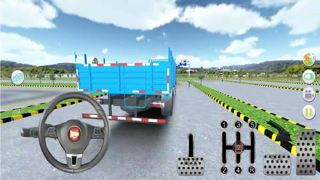 科目二考试模拟:货车练习直角转弯,手动挡货车。