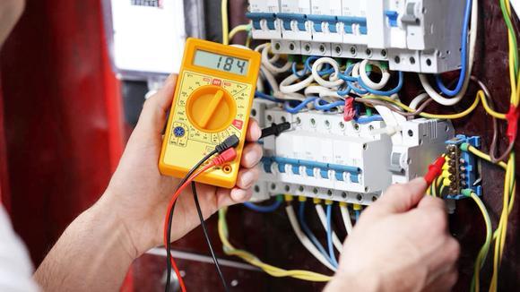一用电就跳闸,再厉害的维修电工,也是按这3个步骤来排查故障的
