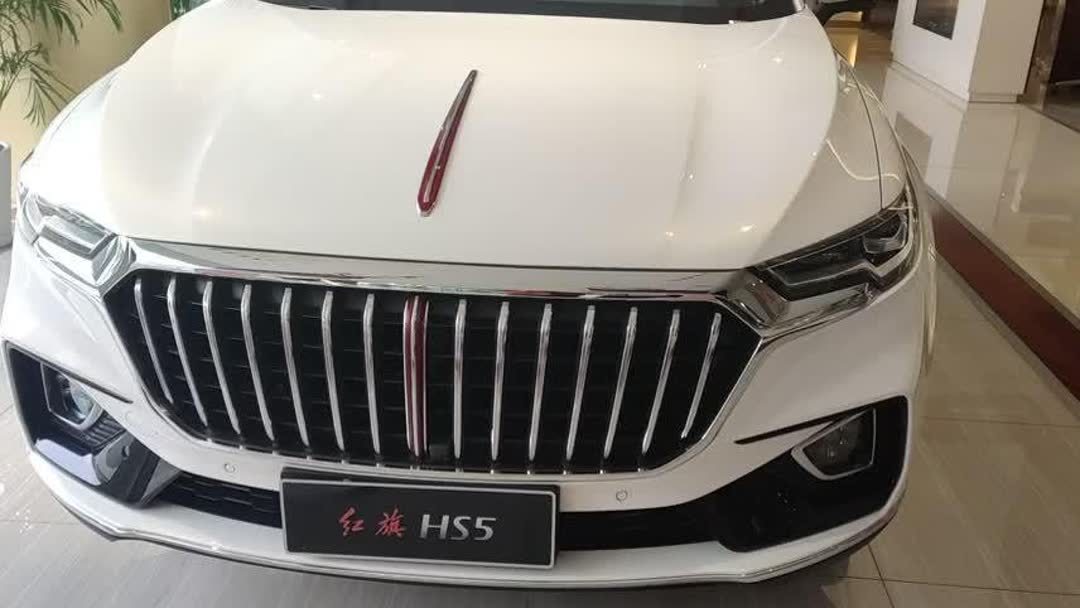 轻奢!红旗HS5的车内感受