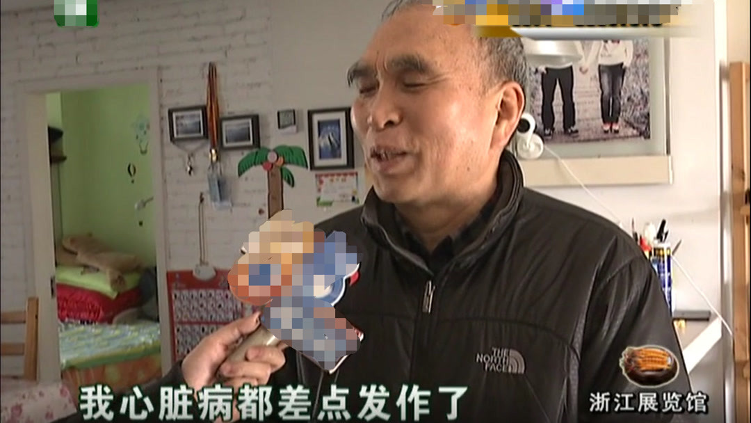 亲家去找女儿 民警送他回家