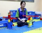 今天来做一个可以挥动胳膊的稻草人,制作简单,可爱极了