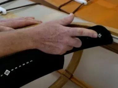 F1蒙皮手工皮划艇细节介绍