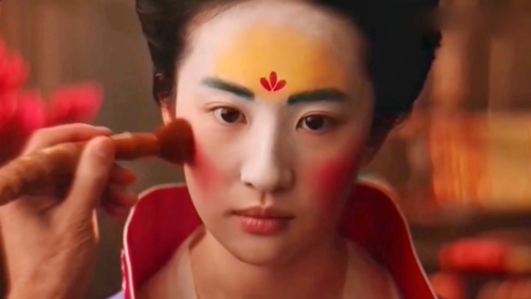 花木兰真人版化妆高度还原动画版化妆片段