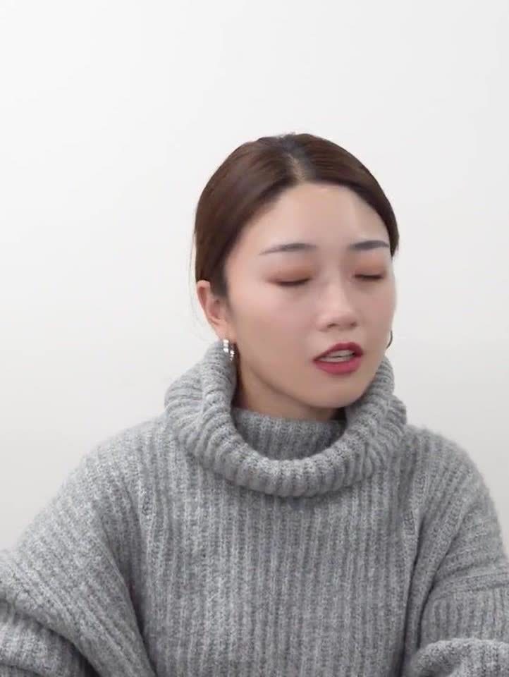 导临时叫去参加晚宴,毛衣秒变晚礼服救场,这样效果可以吗?