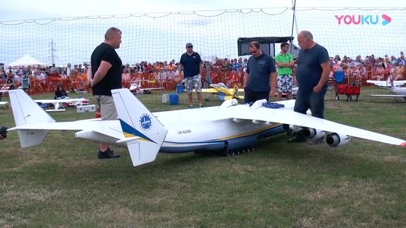 RC遥控安225飞机