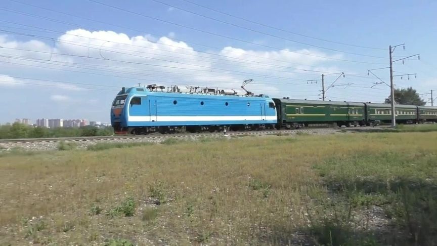 中国列车在俄罗斯,从北京到莫斯科的旅客列车,途径西伯利亚