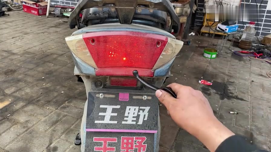 只需看一下电动车仪表,就能修好不会走的电动车?试过后效果真牛