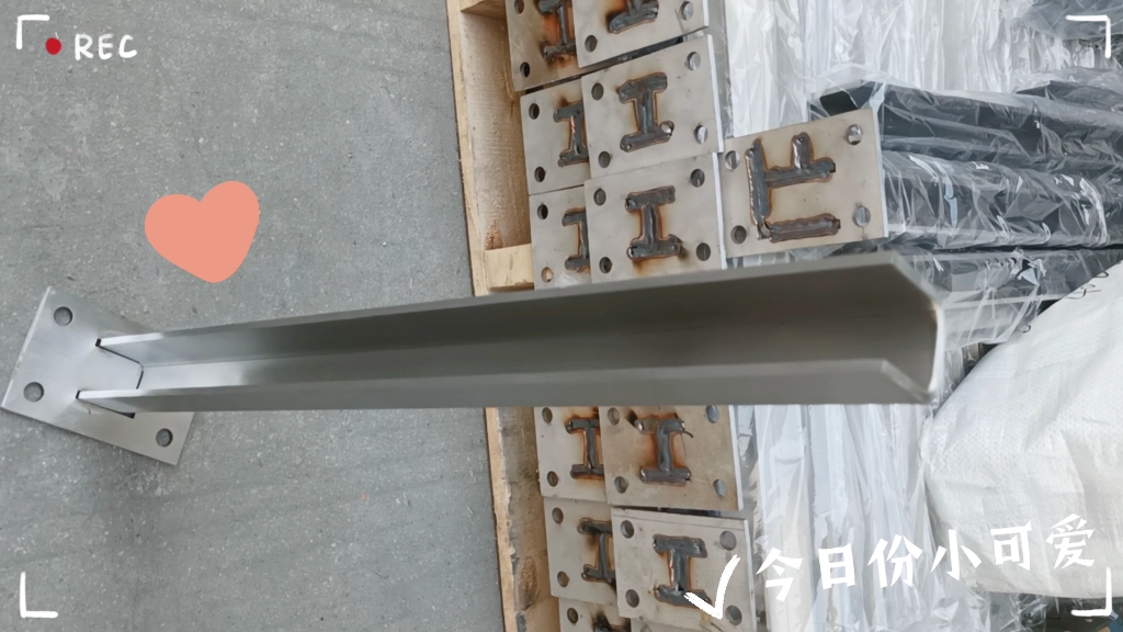 不锈钢立柱护栏。各种材质的不锈钢常用及非标立柱生产厂家,拥有...