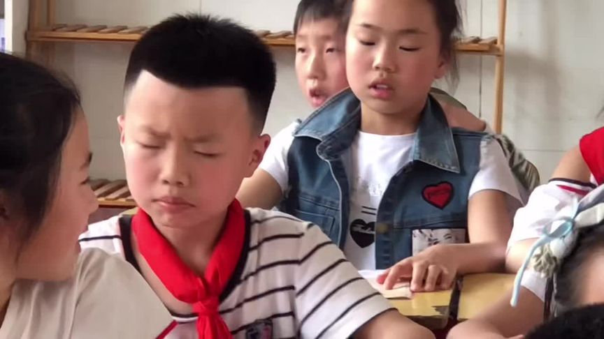 #小学音乐老师 #课堂实录 #可爱的学生