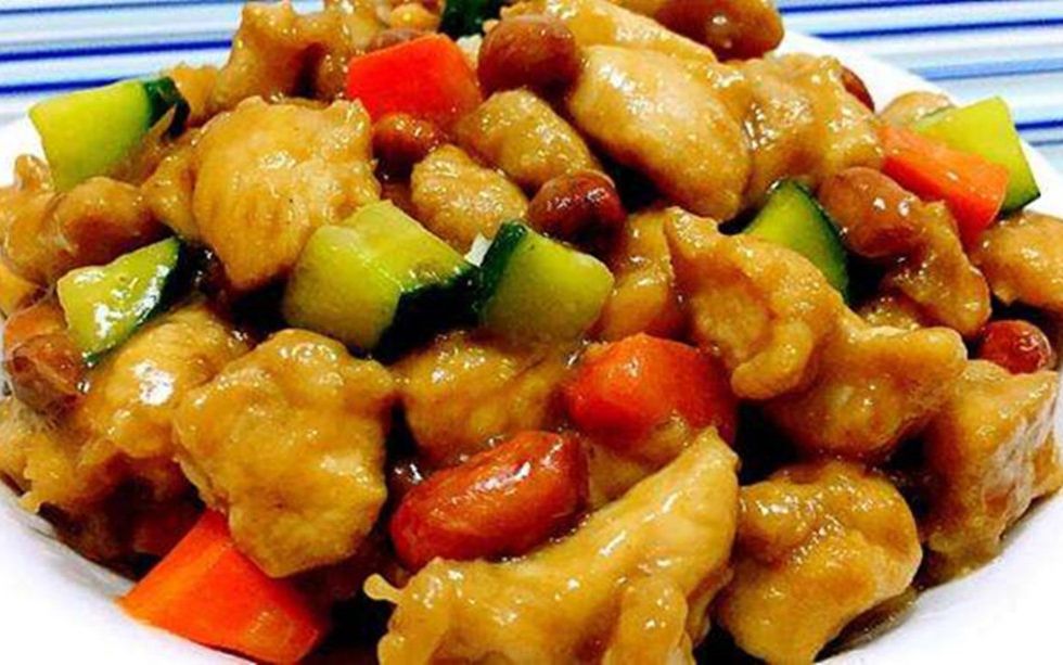 宫保鸡丁最好吃的家常做法,口感又嫩又滑,比饭店做的还正宗,香