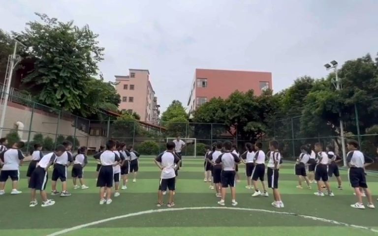 教学视频:前滚翻——陈彪