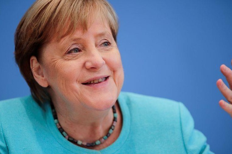 乌克兰四州公投结束后,德国就跳出来针对俄罗斯,默克尔看不下去