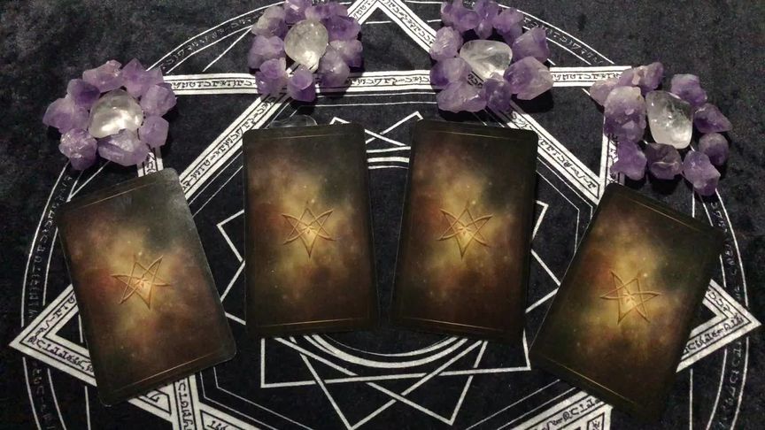 塔罗占卜:默念对方名字选一张牌,TA是否真的完全把你放下了呢?