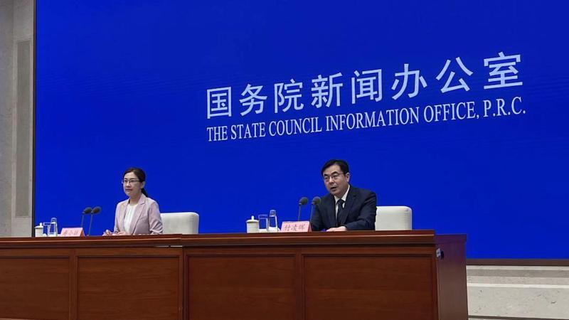 国家统计局:就业形势好转,城镇调查失业率回落