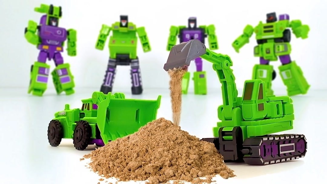 帅气的变形金刚玩具定格动画,机器人变身挖掘机!