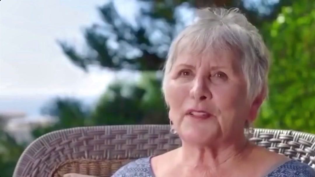 国外奶奶将一台甲壳虫开了51年,汽车厂将.